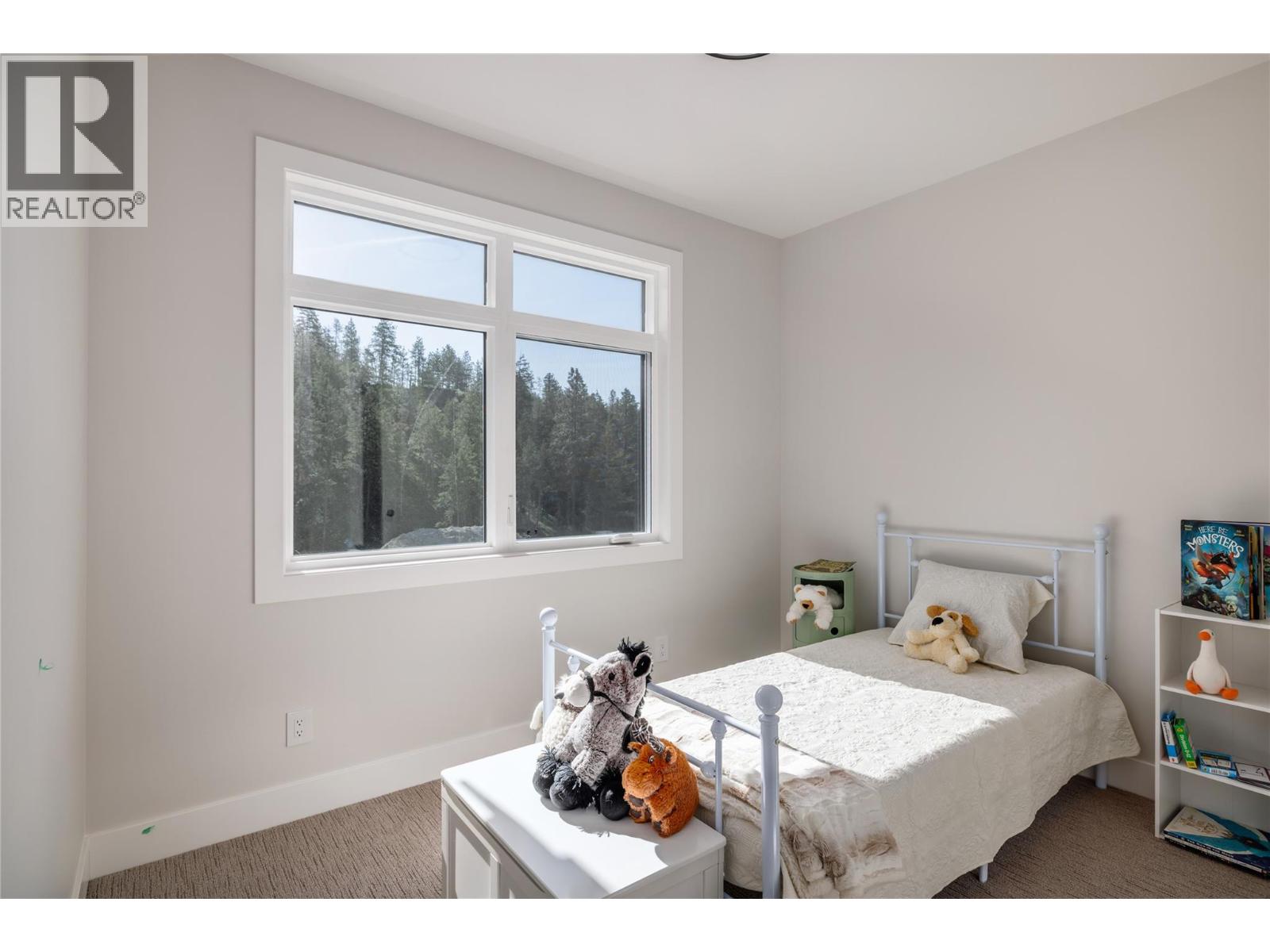For sale: 3425 Hilltown Drive Unit# 4, Kelowna, British Columbia V1V2B5 ...