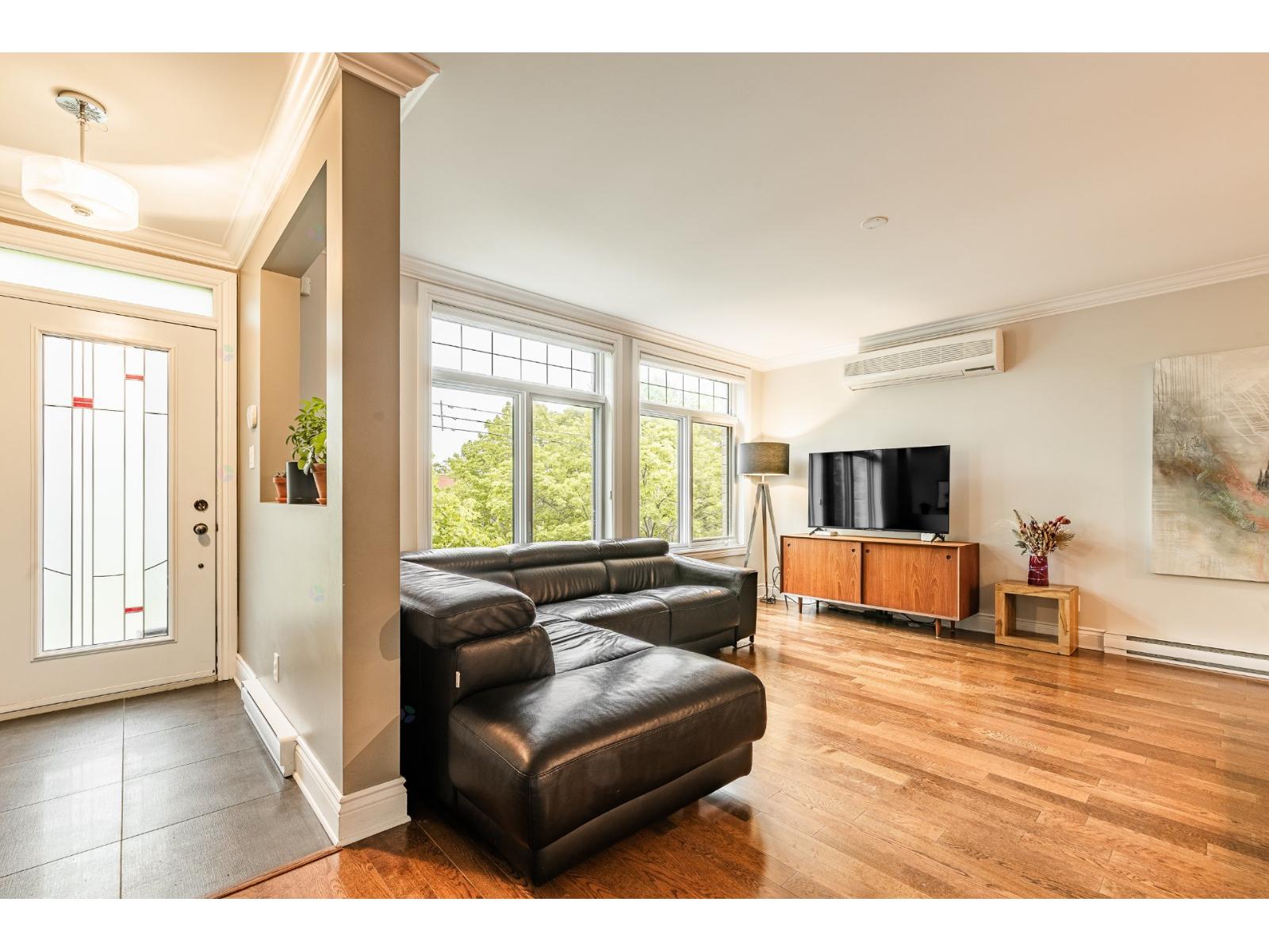 À vendre : 7446 Rue De La Roche, Montréal (Villeray/Saint-Michel/Parc ...