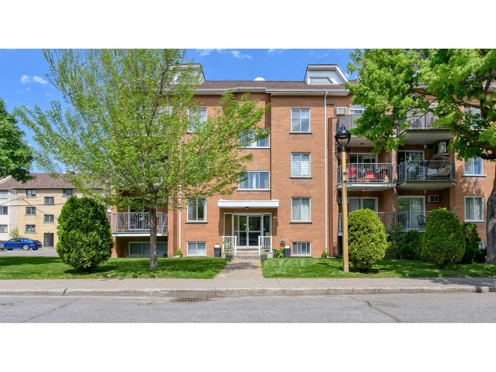 For sale: 7855 Av. René-Descartes, Montréal (Rivière-des-Prairies ...