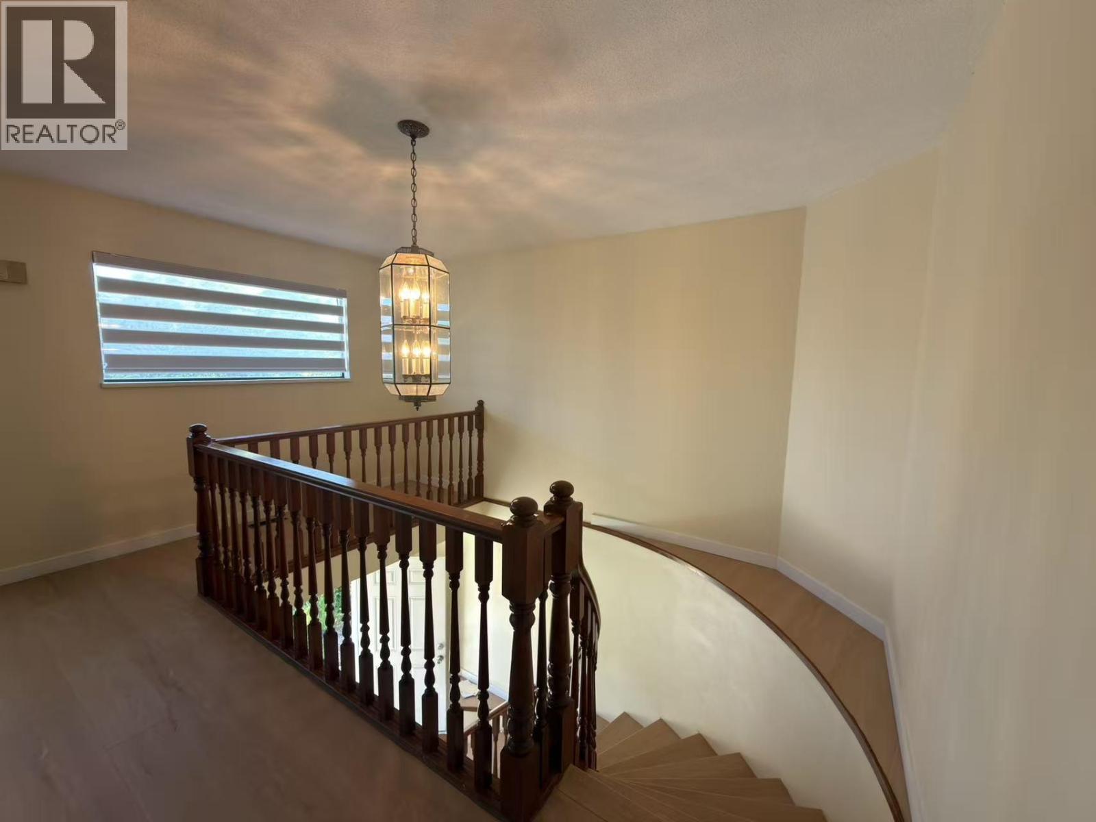 For rent: 2175 E 54 AVENUE, Vancouver, British Columbia V5P1Y5 ...