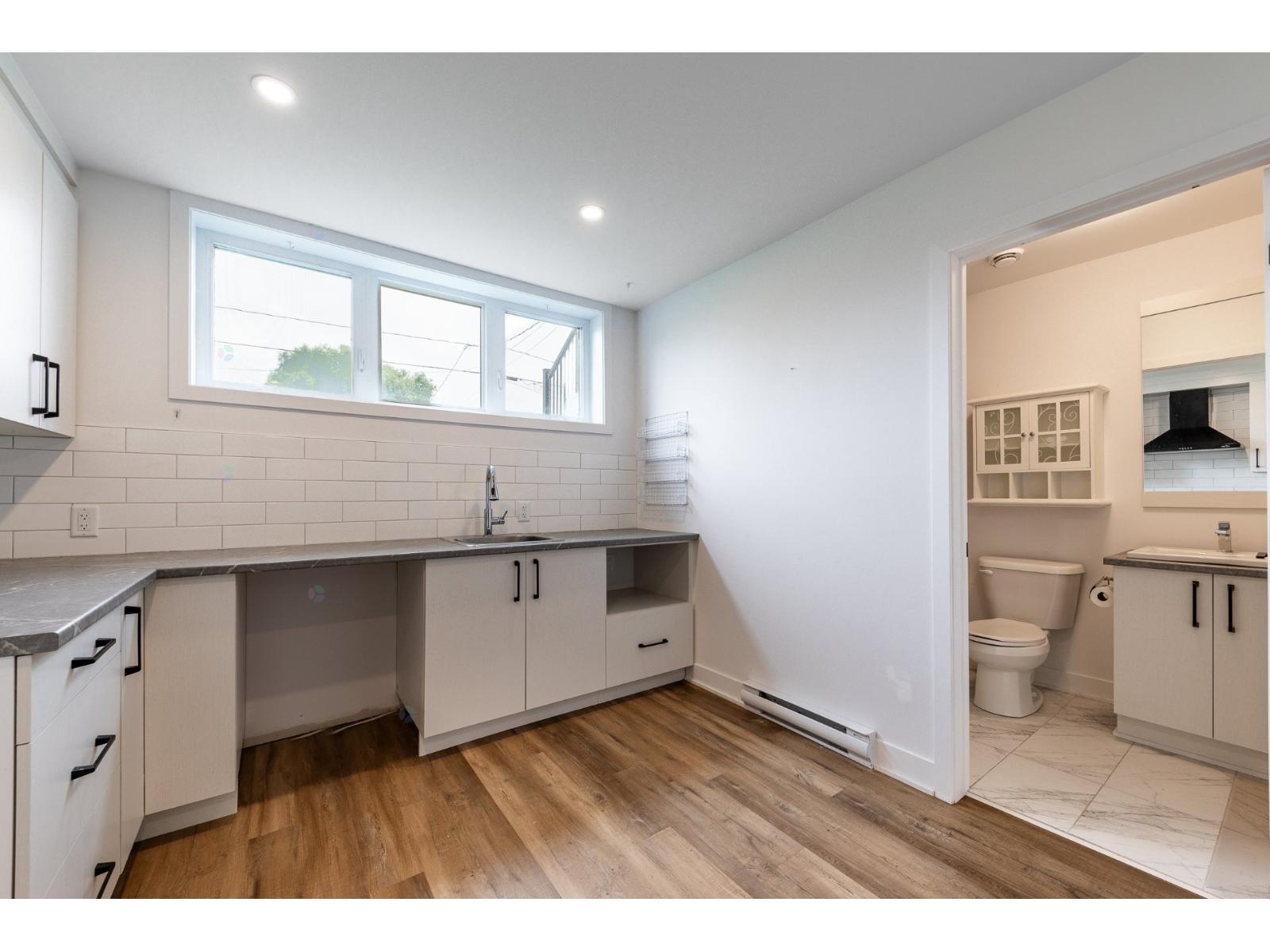 À louer : 5285 Boul. Westley, Longueuil (Saint-Hubert), Québec J3Y2T6 ...