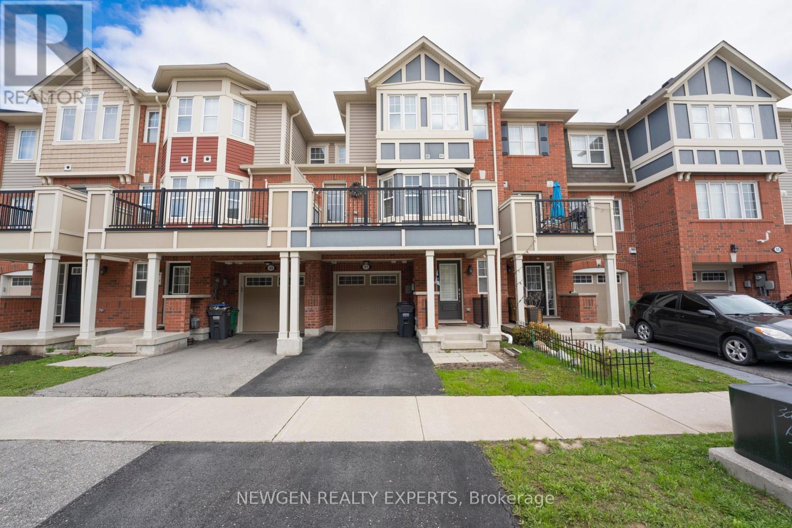 À louer : 51 COLONEL FRANK CHING CRESCENT, Brampton (Fletcher's West ...