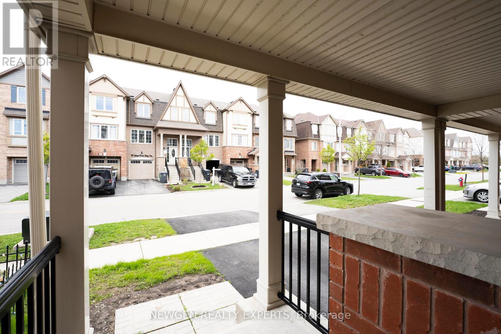 À louer : 51 COLONEL FRANK CHING CRESCENT, Brampton (Fletcher's West ...