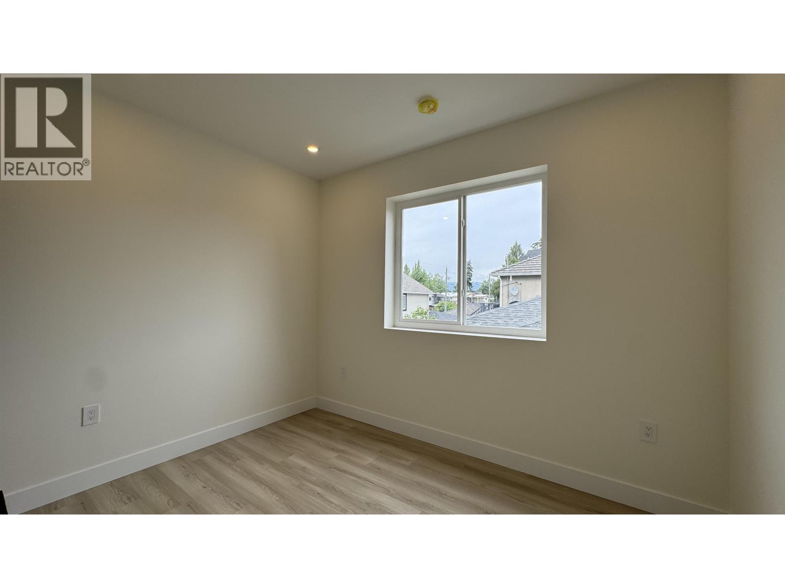 For sale: 1 5779 CLARENDON STREET, Vancouver, British Columbia V5R3K4 ...