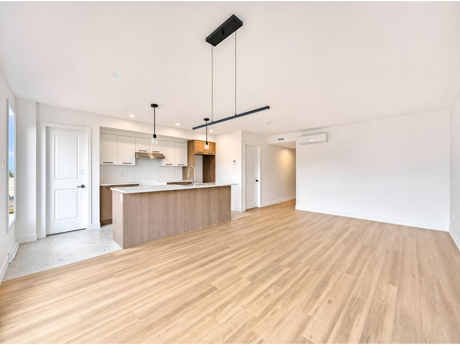For rent: 2200 Rue du Tourteau, #105, Lévis (Les Chutes-de-la-Chaudière ...