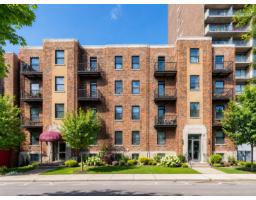 À louer : 5481 Ch. Queen-Mary, #403, Montréal (Côte-des-Neiges/Notre ...