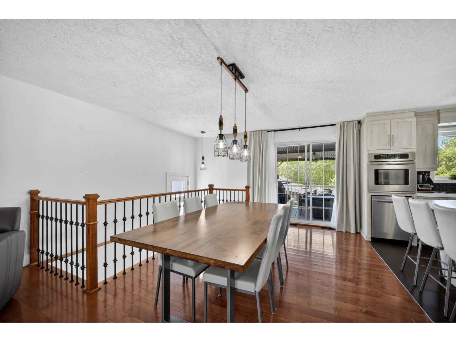 À vendre : 415 Place Quatre-Cents, La Sarre, Québec J9Z3L2 - 22642725 ...
