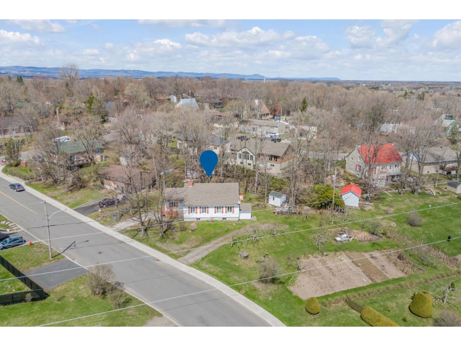 For sale: 1033 Rue de la Colombière, Lévis (Les Chutes-de-la-Chaudière ...