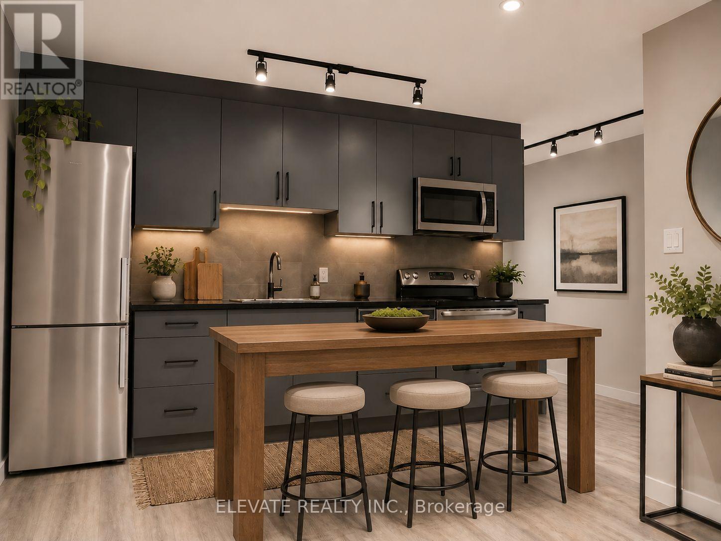 For rent: 549 MCROBERTS AVENUE, Toronto (Caledonia-Fairbank), Ontario ...