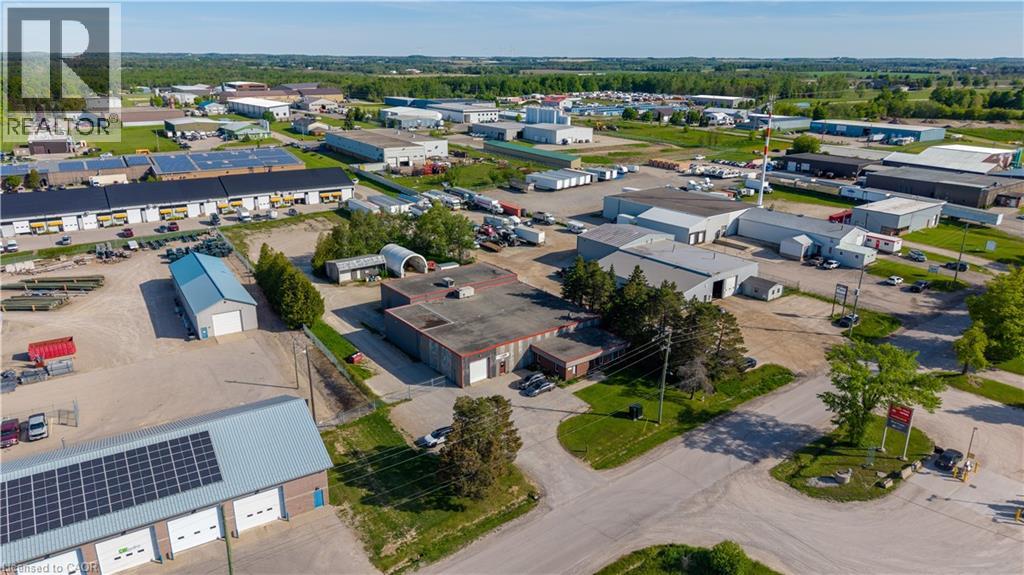 For lease: 525 GLENGARRY Crescent, Fergus, Ontario N1M2W8 - 40839803 ...