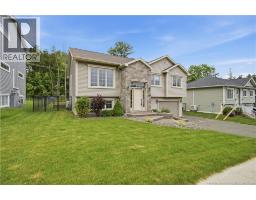 For sale: 142 Mooers Drive, Fredericton, New Brunswick E3C0J6 ...