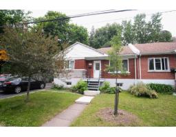 À vendre : 1020 Rue Dutrisac, Montréal (Saint-Laurent), Québec H4L4H6 ...