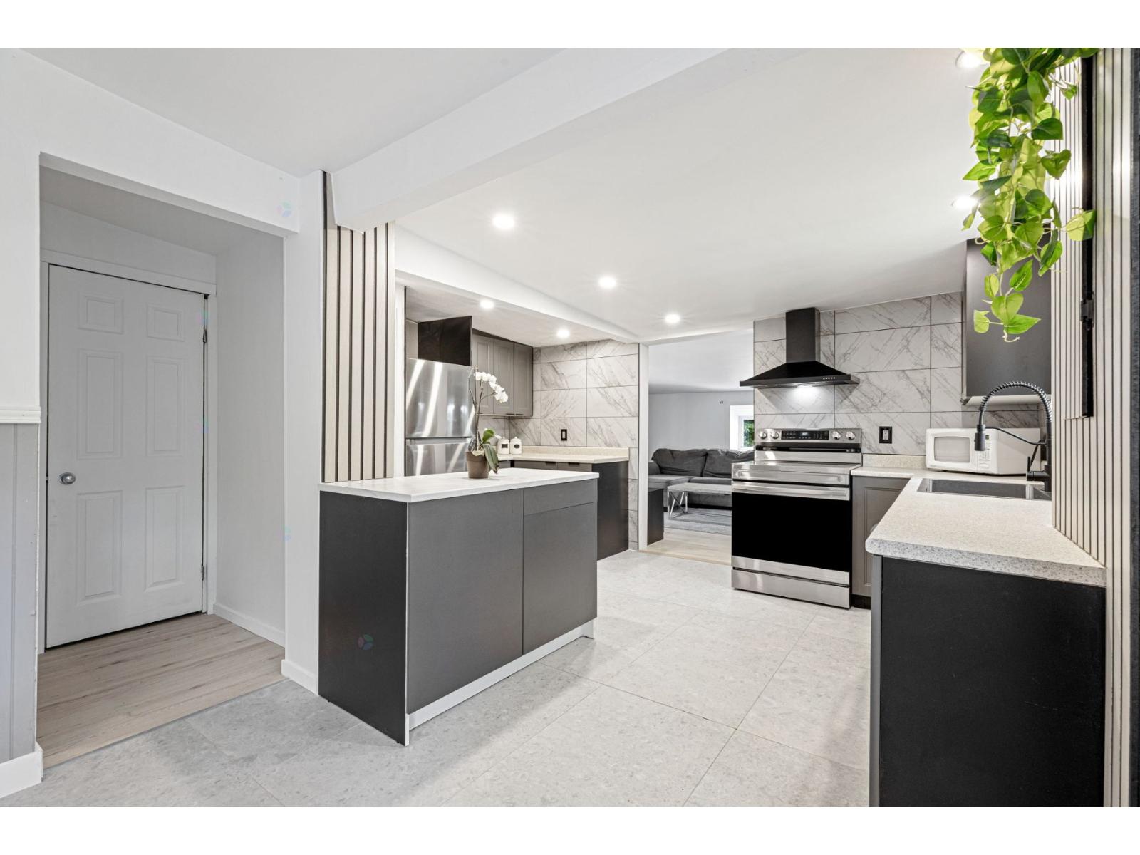 For sale: 345 Rue Alice, Saint-Alphonse-Rodriguez, Quebec J0K1W0 ...