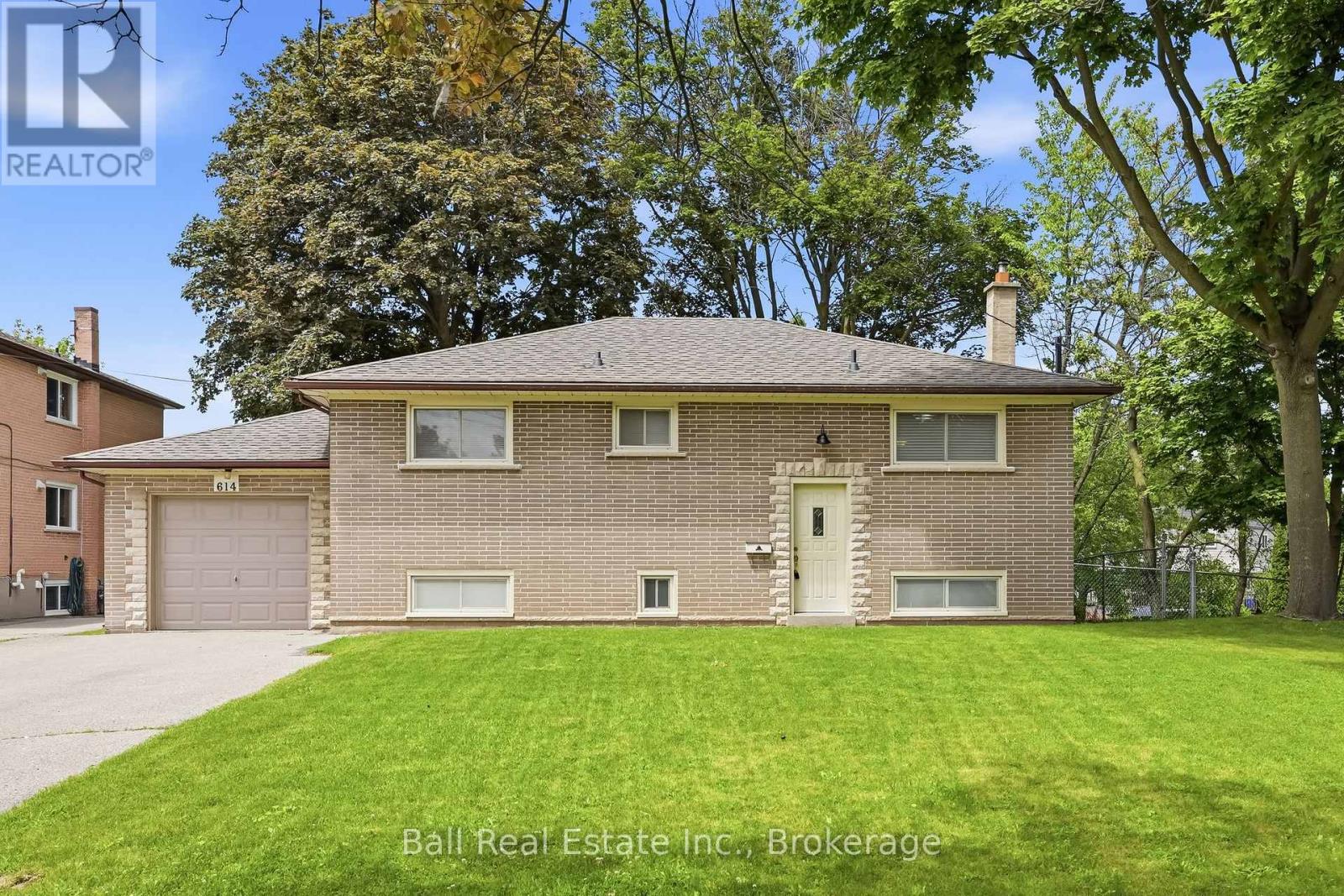 For sale: 614 LANSDOWNE DRIVE, Oshawa (Eastdale), Ontario L1G1W4 ...