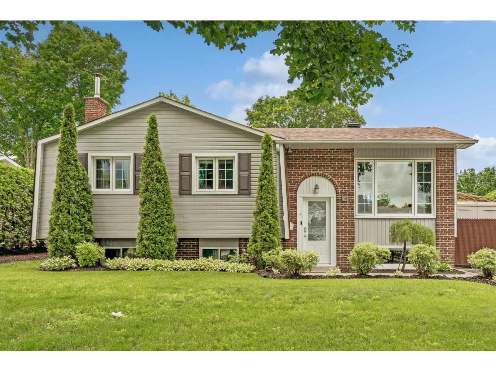 For sale: 396 Rue Lauzanne, Saint-Eustache, Quebec J7P3R5 - 26319000 ...