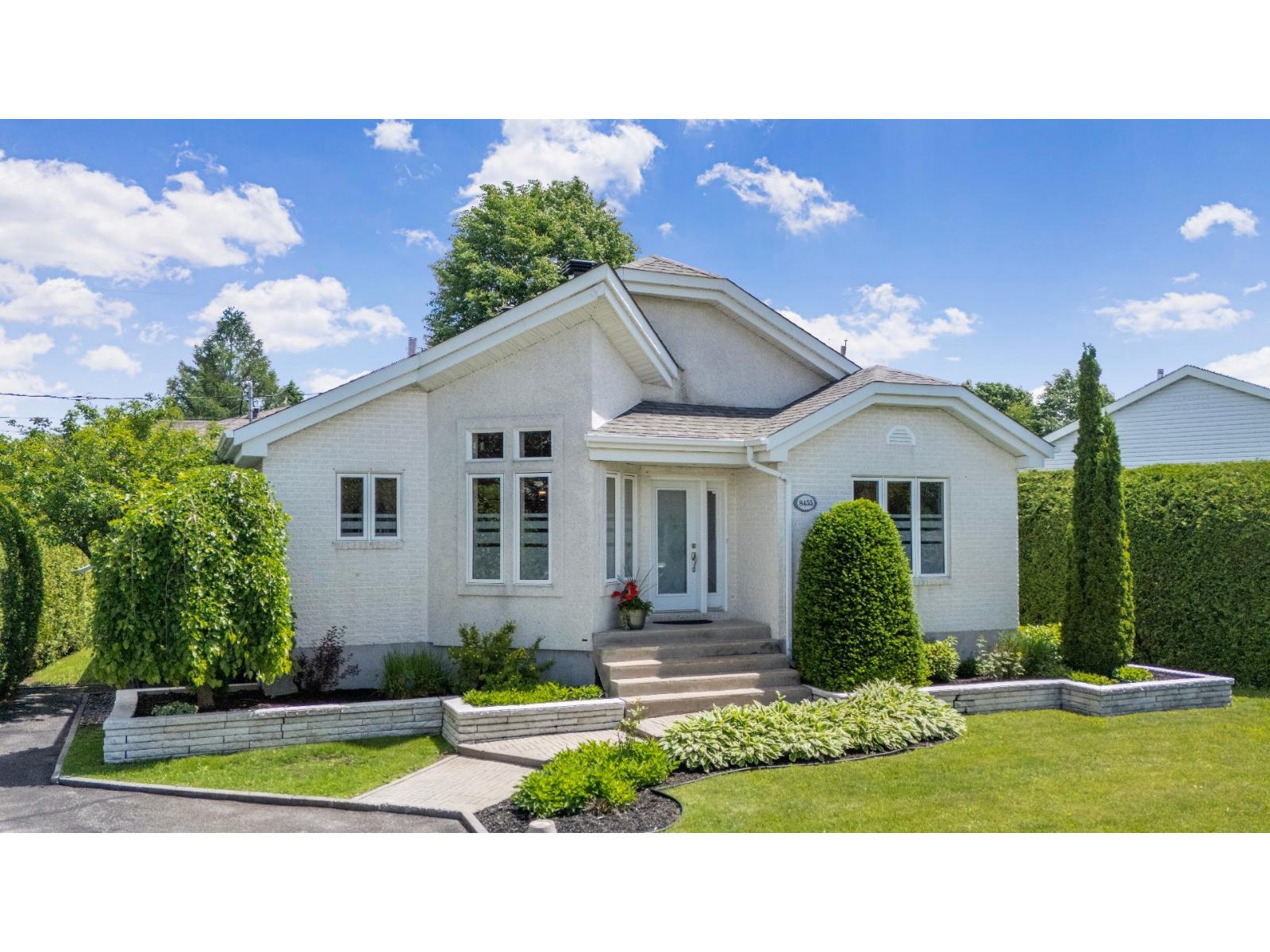 For sale: 8455 Rue de l'Érablière, Mirabel, Quebec J7N1Z4 - 21576867 ...