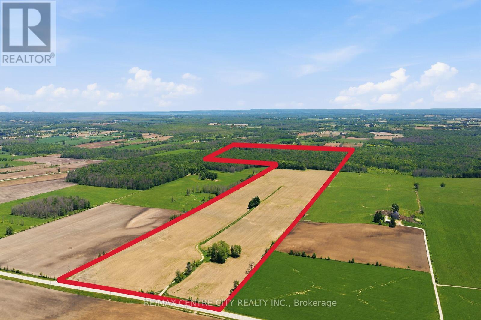 For sale: 17513 GREY BRUCE LINE, Georgian Bluffs, Ontario N0H2N0 ...
