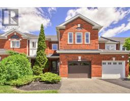 For sale: 233 DENISE CIRCLE, Newmarket (Summerhill Estates), Ontario ...
