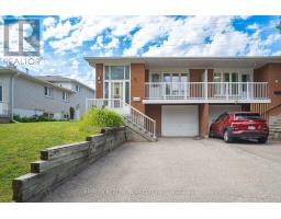 For sale: 14 CASTLEBURY CRESCENT, Toronto (Bayview Woods-Steeles ...