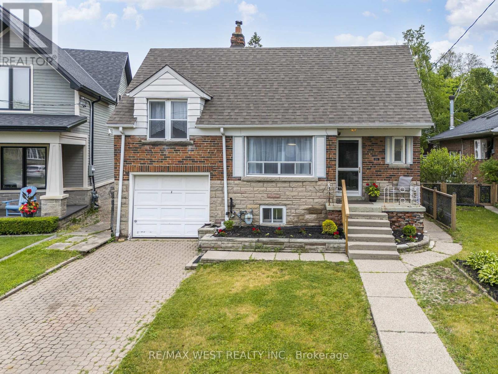 À vendre : 26 PARKLAND ROAD, Toronto (Birchcliffe-Cliffside), Ontario ...