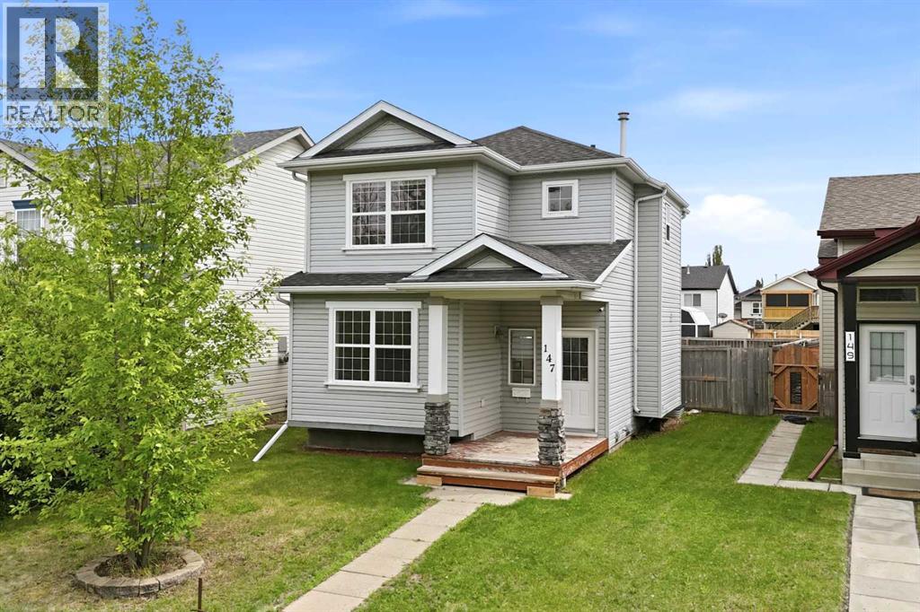 For sale: 147 Jewell Street, Red Deer, Alberta T4P4A1 - A2321616 ...