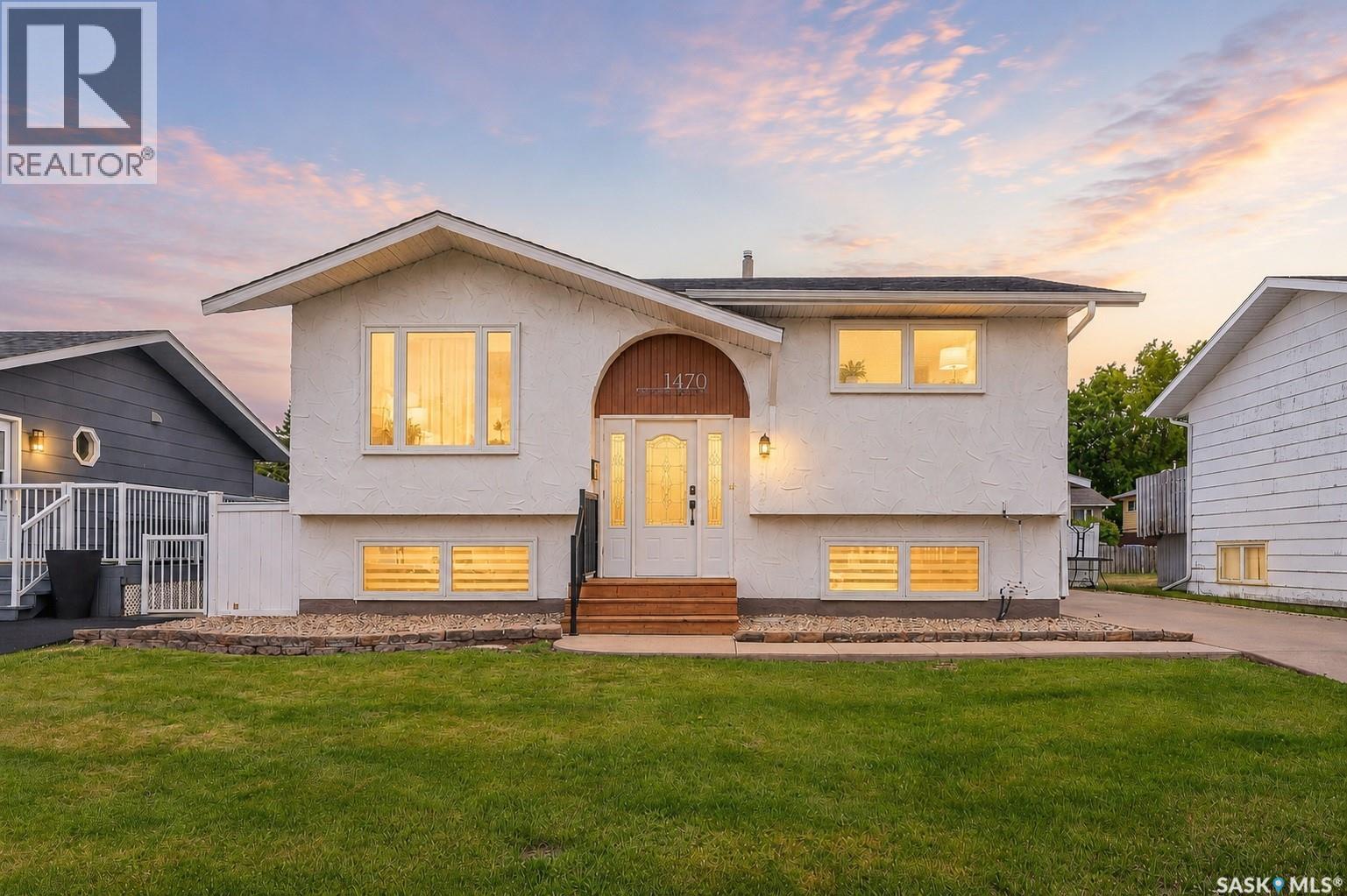 1470 Sioux CRESCENT SW, Moose Jaw, Saskatchewan S6H7H6 | REALTOR.ca