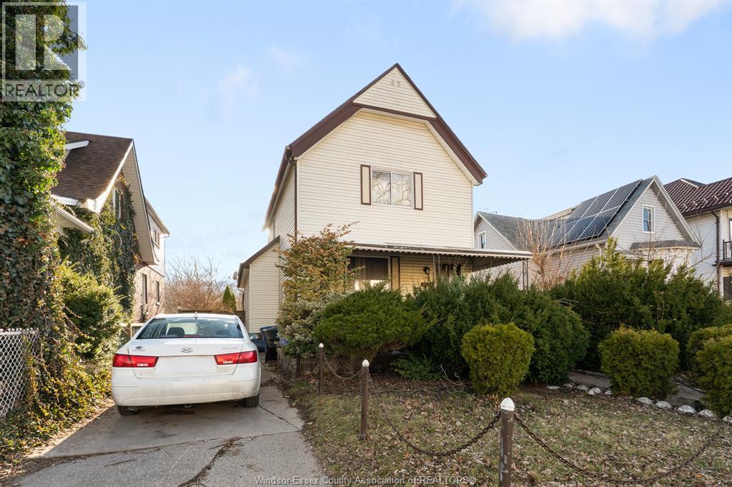For sale: 497 Caron AVENUE, Windsor, Ontario N9A5B5 - 26014302 | REALTOR.ca