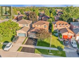 For sale: 5 GURR CRESCENT, Ajax (Central West), Ontario L1T2P6 ...
