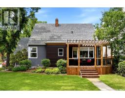 For sale: 2876 Cameron STREET, Regina, Saskatchewan S4S1W3 - SK039720 ...