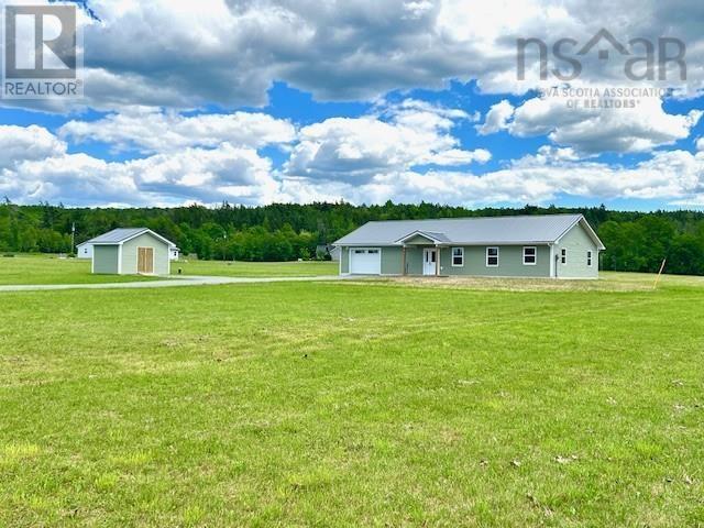 For sale: 1930 Meadowvale Road, Upper Stewiacke, Nova Scotia B0N2P0 ...