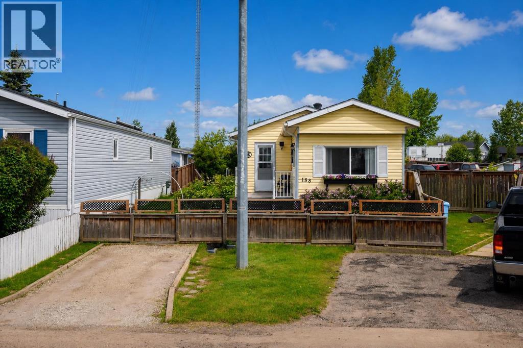 For sale: 188 Grenoble Crescent, Fort McMurray, Alberta T9H3X8 ...