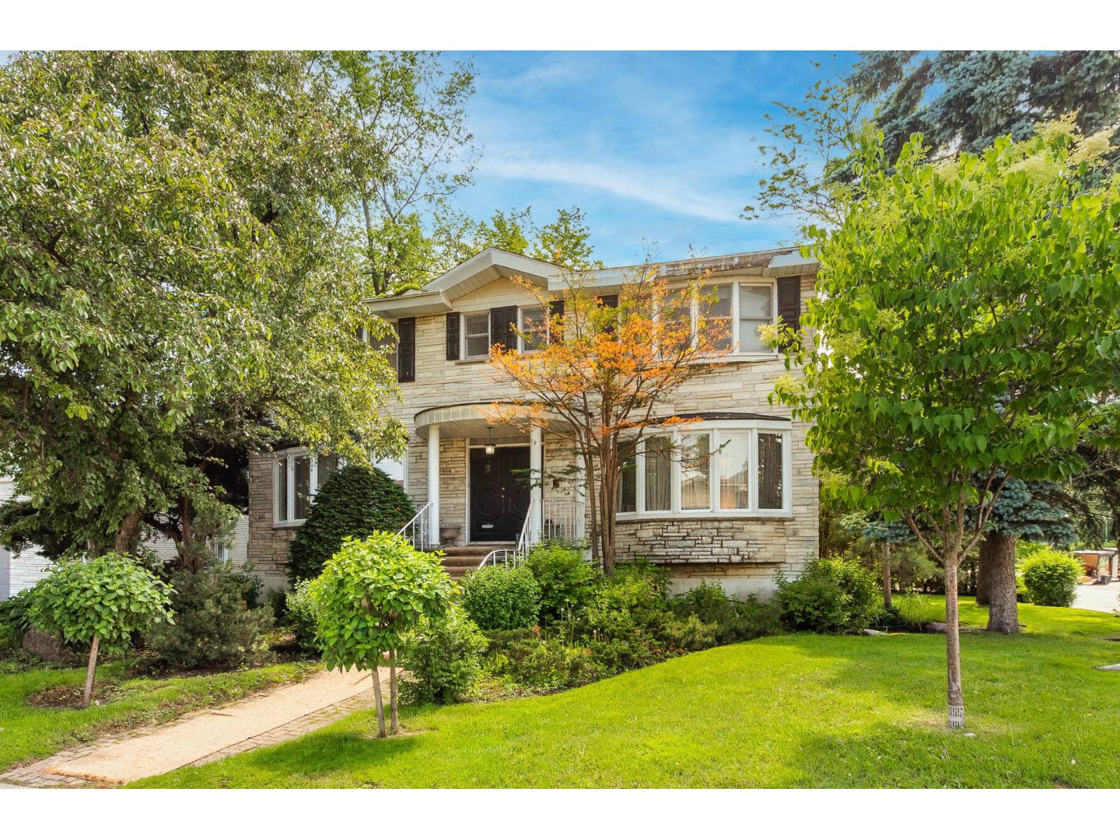 À vendre : 198 Rue Harland, Hampstead, Québec H3X3E9 - 9323525 | REALTOR.ca
