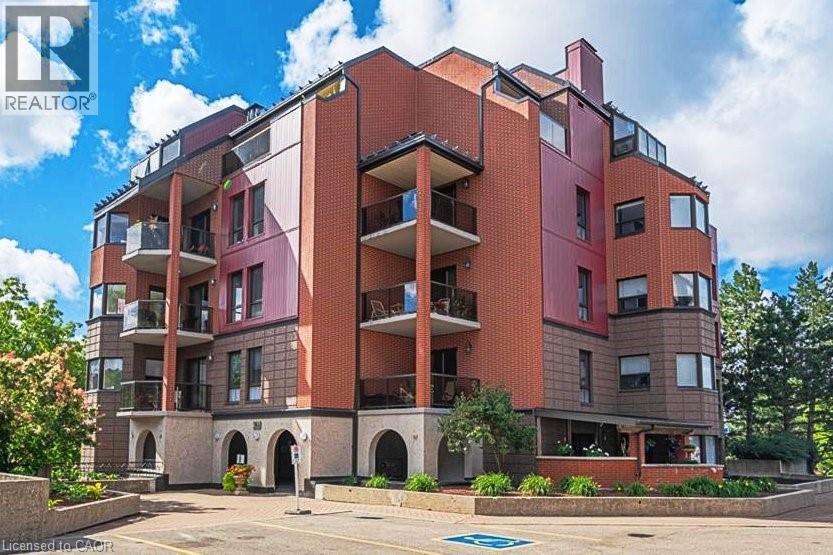 À louer : 50 BLUE SPRINGS Drive Unit# 52, Waterloo, Ontario N2J4M4 ...