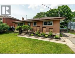 À vendre : 62 BONIFACE Avenue, Kitchener, Ontario N2C1L9 - 40838885 ...