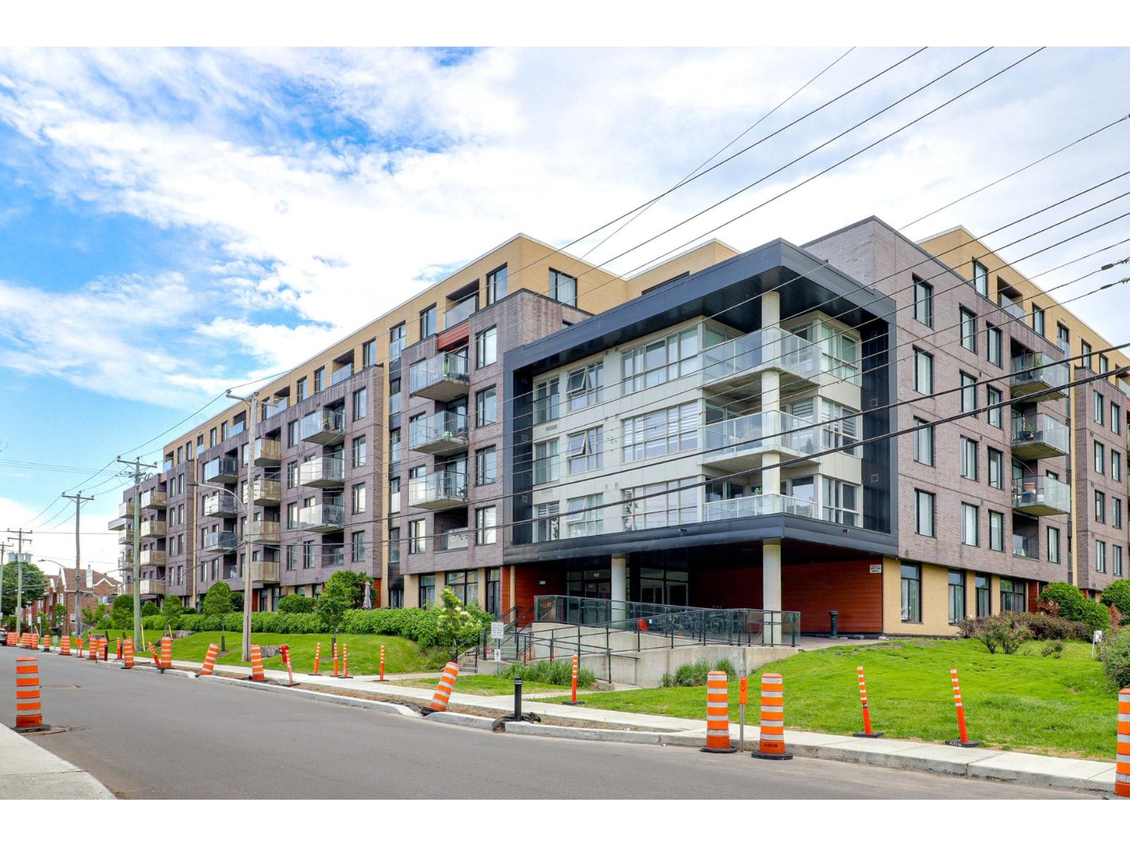 For sale: 2305 Rue Remembrance, #314, Montréal (Lachine), Quebec H8S0A9 ...