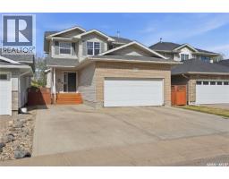 For sale: 1663 Fenwick CRESCENT N, Regina, Saskatchewan S4X4N4 ...