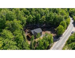 For sale: 2256 Ch. de Val-Royal, Val-Morin, Quebec J0T2R0 - 9675049 ...