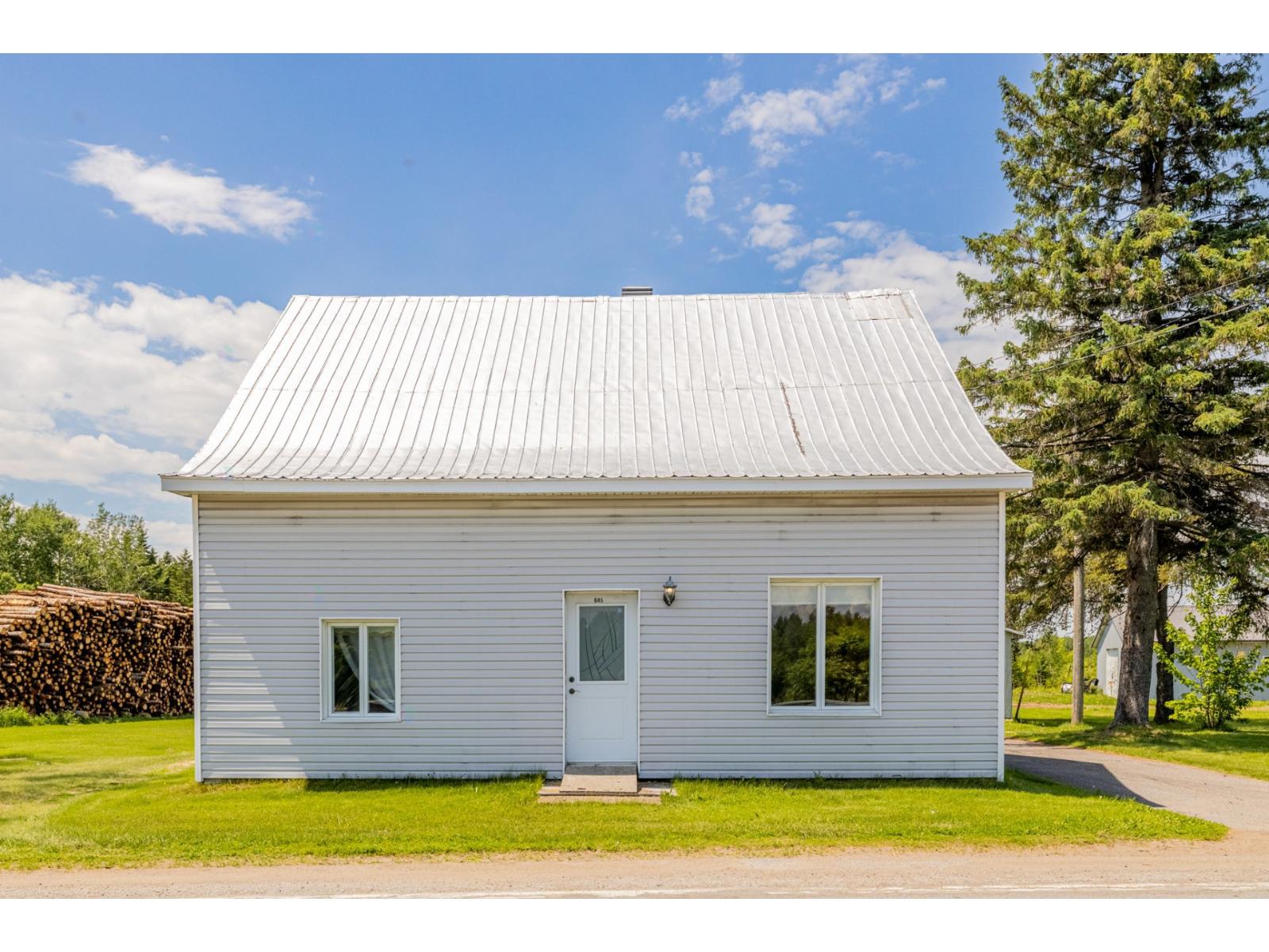 À vendre : 645 Rg Rapide N., Saint-Casimir, Québec G0A3L0 - 24403848 ...