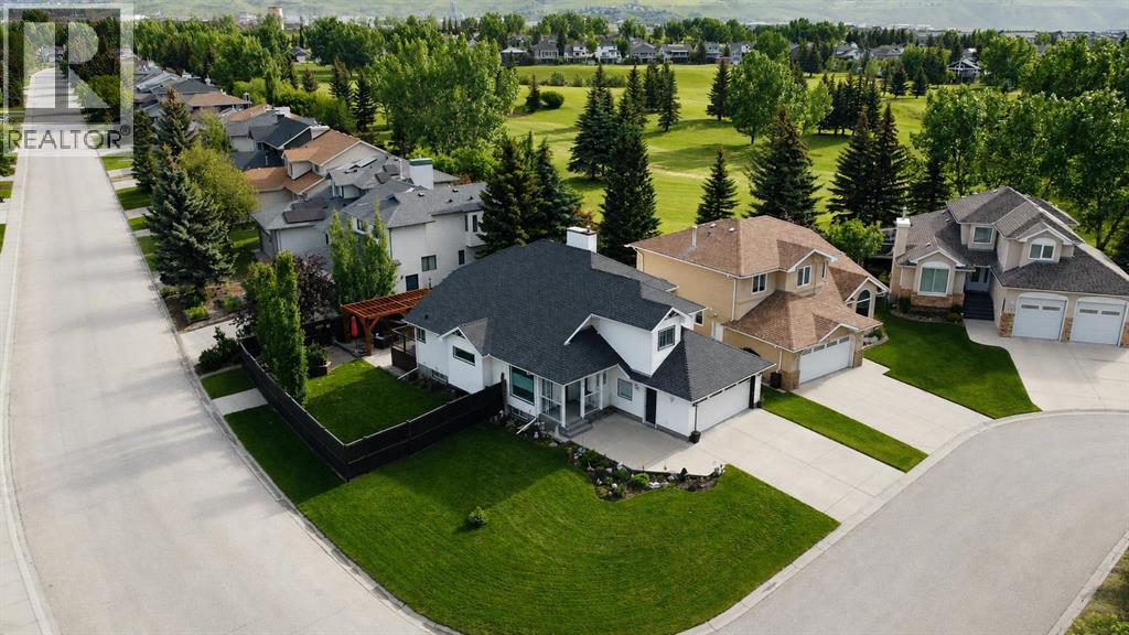For sale: 201 Riverview Green, Cochrane, Alberta T4C1K3 - A2321520 ...