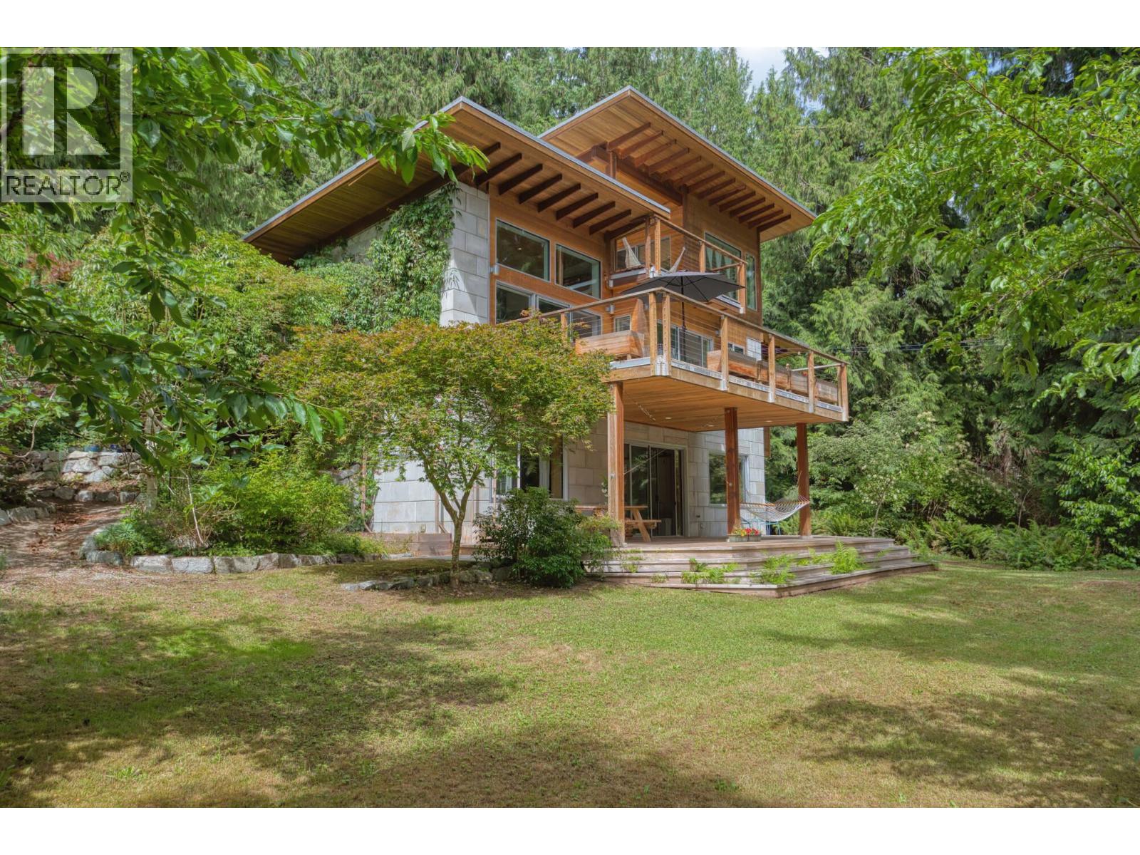 For sale: 1111 EMERY ROAD, Roberts Creek, British Columbia V0N2W0 ...