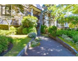 À vendre : 306 1120 Fairfield Rd, Victoria, Colombie-Britannique V8V3A7 ...