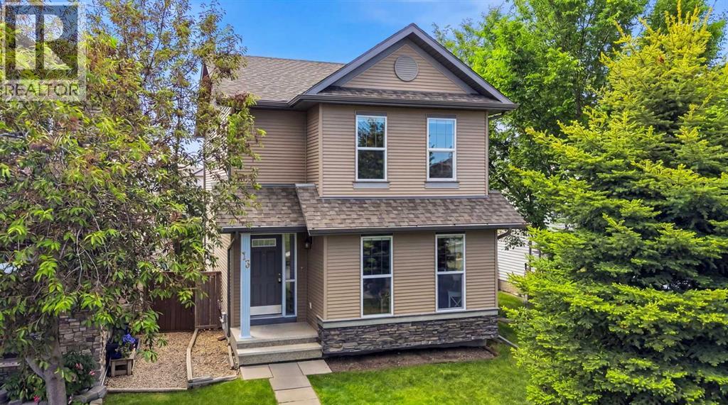 For sale: 13 Drake Landing Way, Okotoks, Alberta T1S0B9 - A2322468 ...
