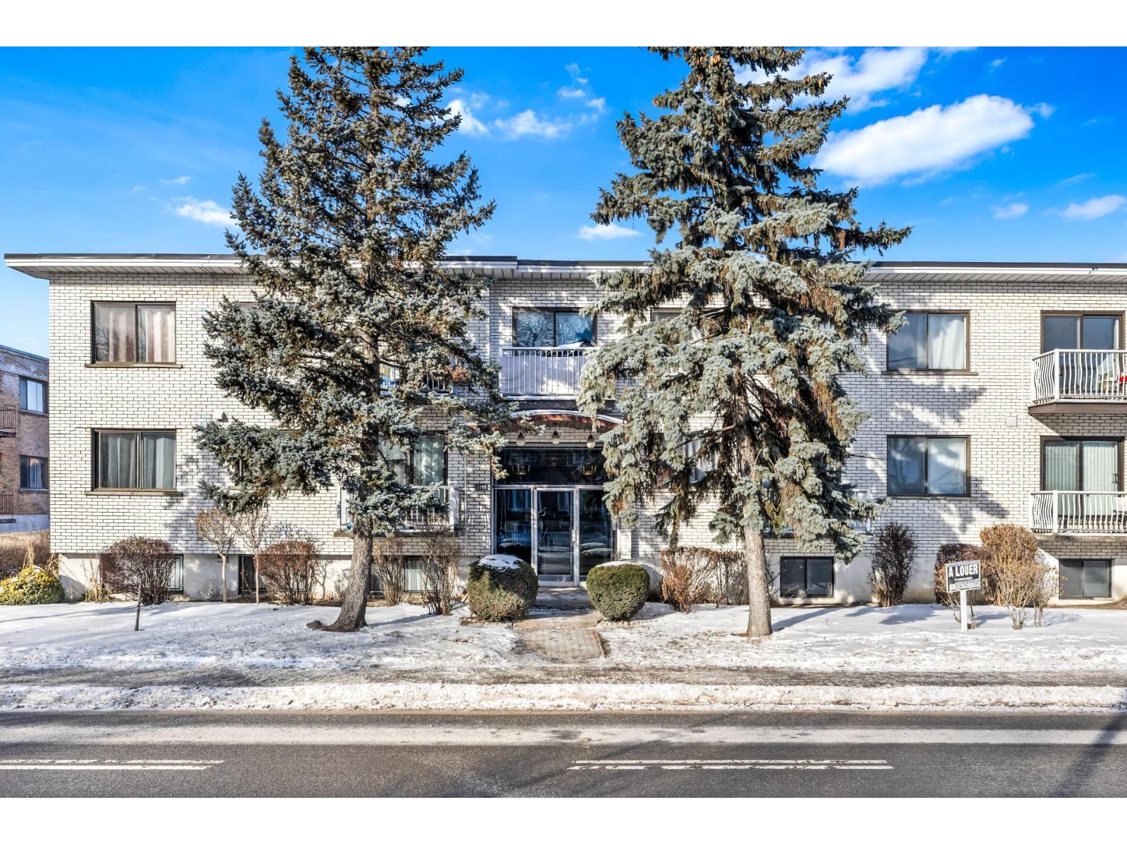 À louer : 2295 Boul. de la Côte-Vertu, #204, Montréal (Saint-Laurent ...