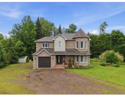 À vendre : 39 Ch. Tessier, Val-des-Monts, Québec J8N4J2 - 28280998 ...