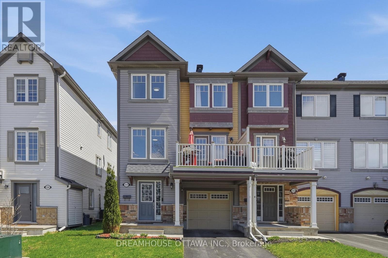 À vendre : 124 PENNANT AVENUE, Ottawa, Ontario K2J5W6 - X13475594 ...