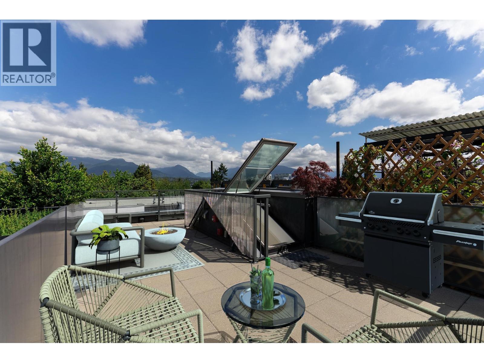 À vendre : 637 VICTORIA DRIVE, Vancouver, Colombie-Britannique V5L0C3 ...