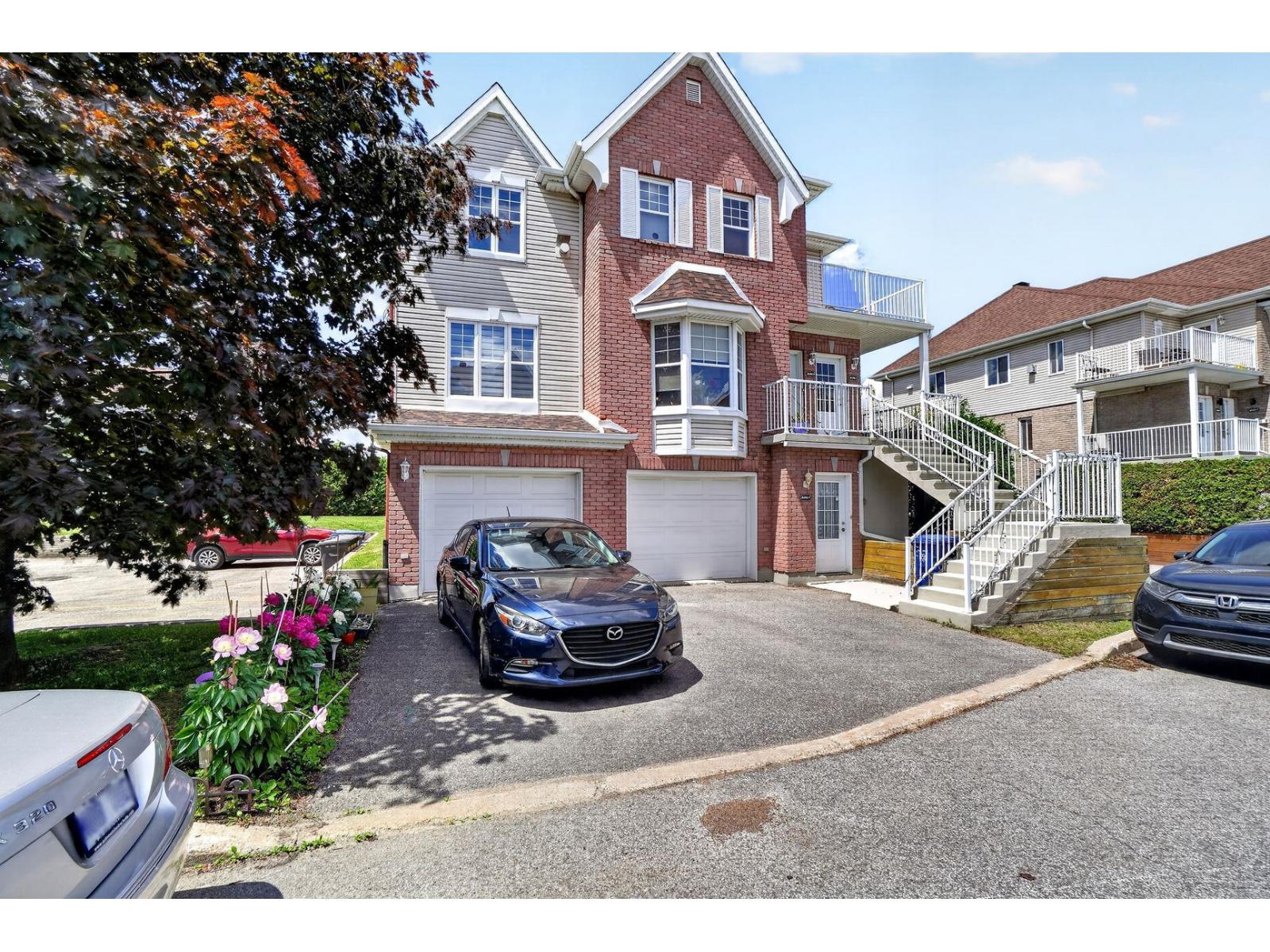 À vendre : 2265 Av. Albert-Murphy, Laval (Chomedey), Québec H7T2Z7 ...