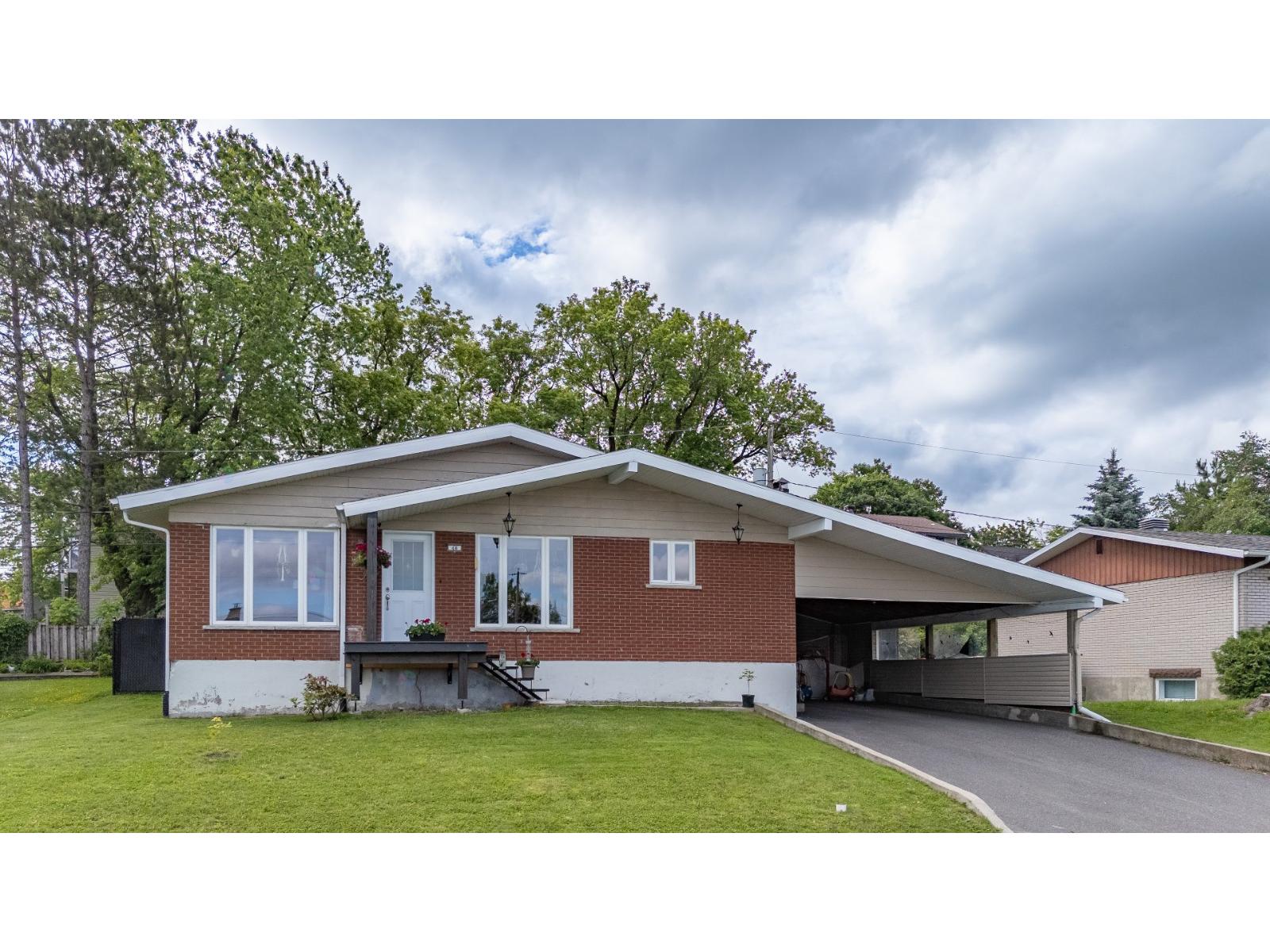 À vendre : 48 Rue Mailhot, Princeville, Québec G6L4J3 - 20060108 ...