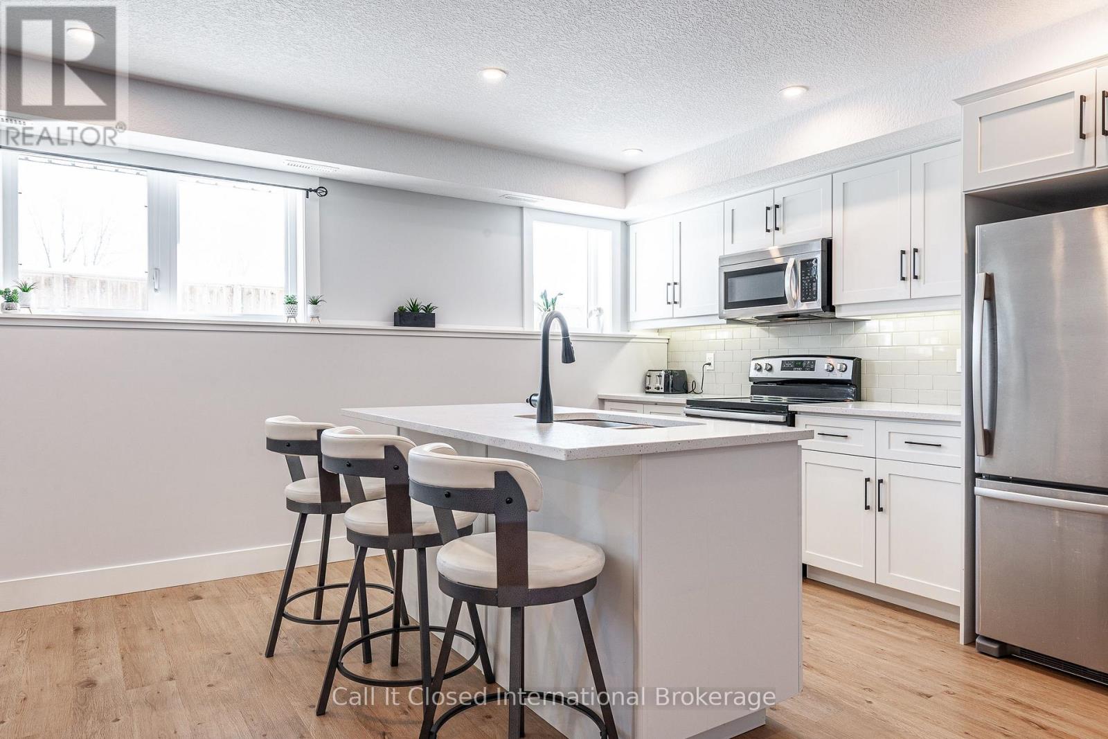 For sale: 8 - 3192 VIVIAN LINE 37 LINE, Stratford, Ontario N5A0J8 ...