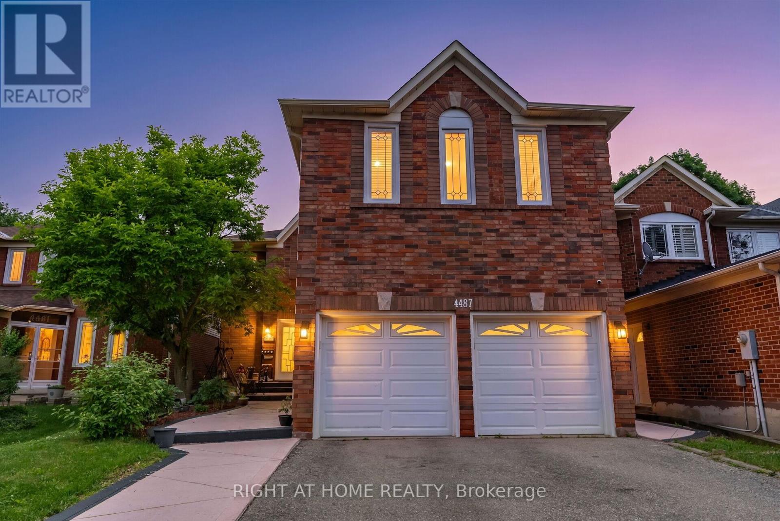 For sale: 4487 INCHBURY ROAD, Mississauga (Central Erin Mills), Ontario ...
